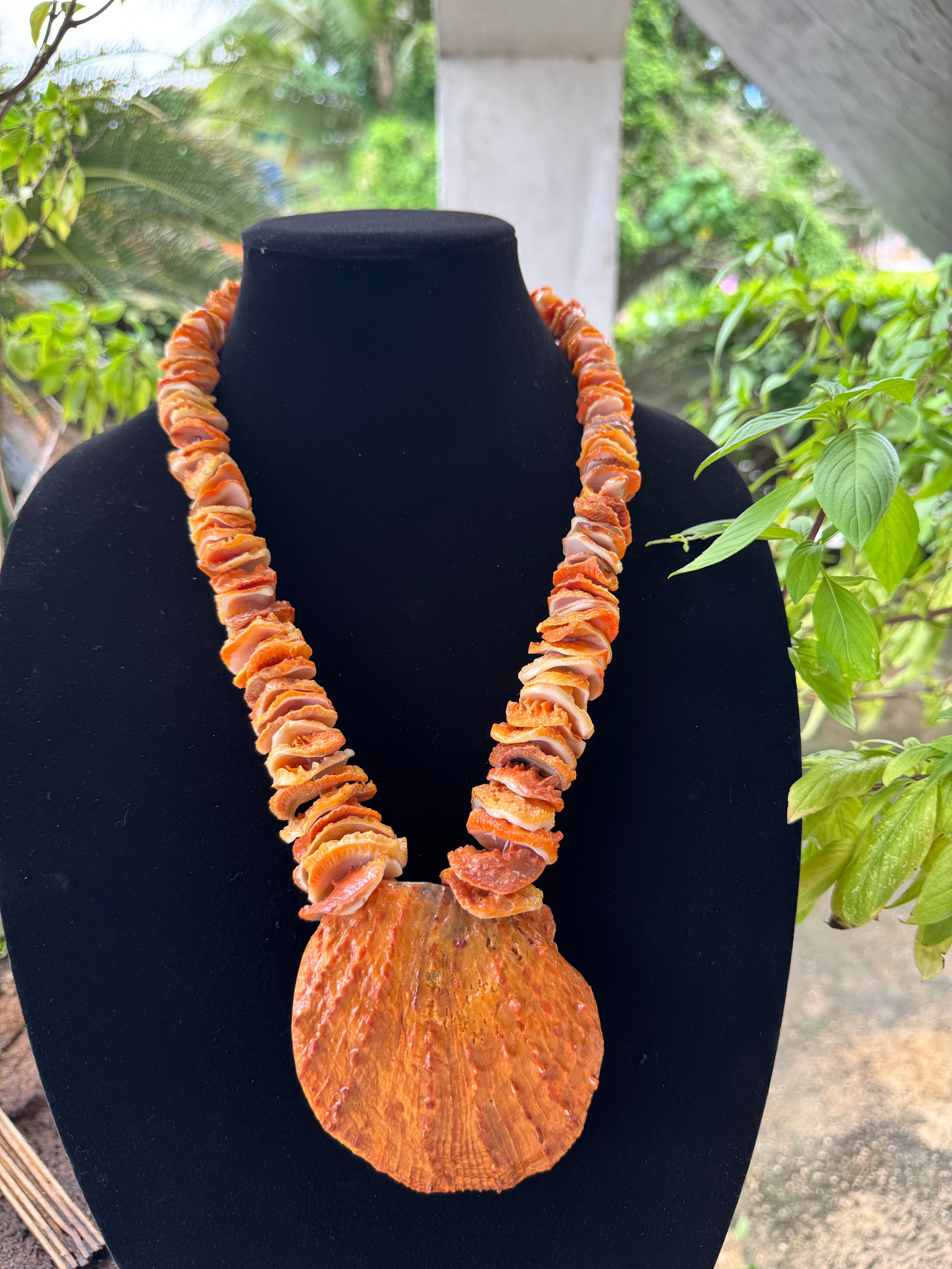 Traditional Spondylus Necklace – Marianas Creations Saipan